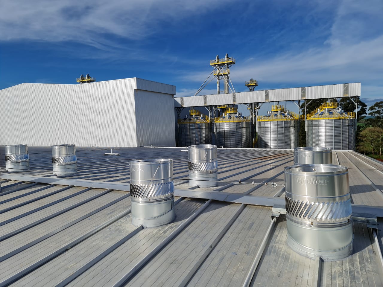 Como saber a quantidade de exaustores estáticos adequada para cada ...